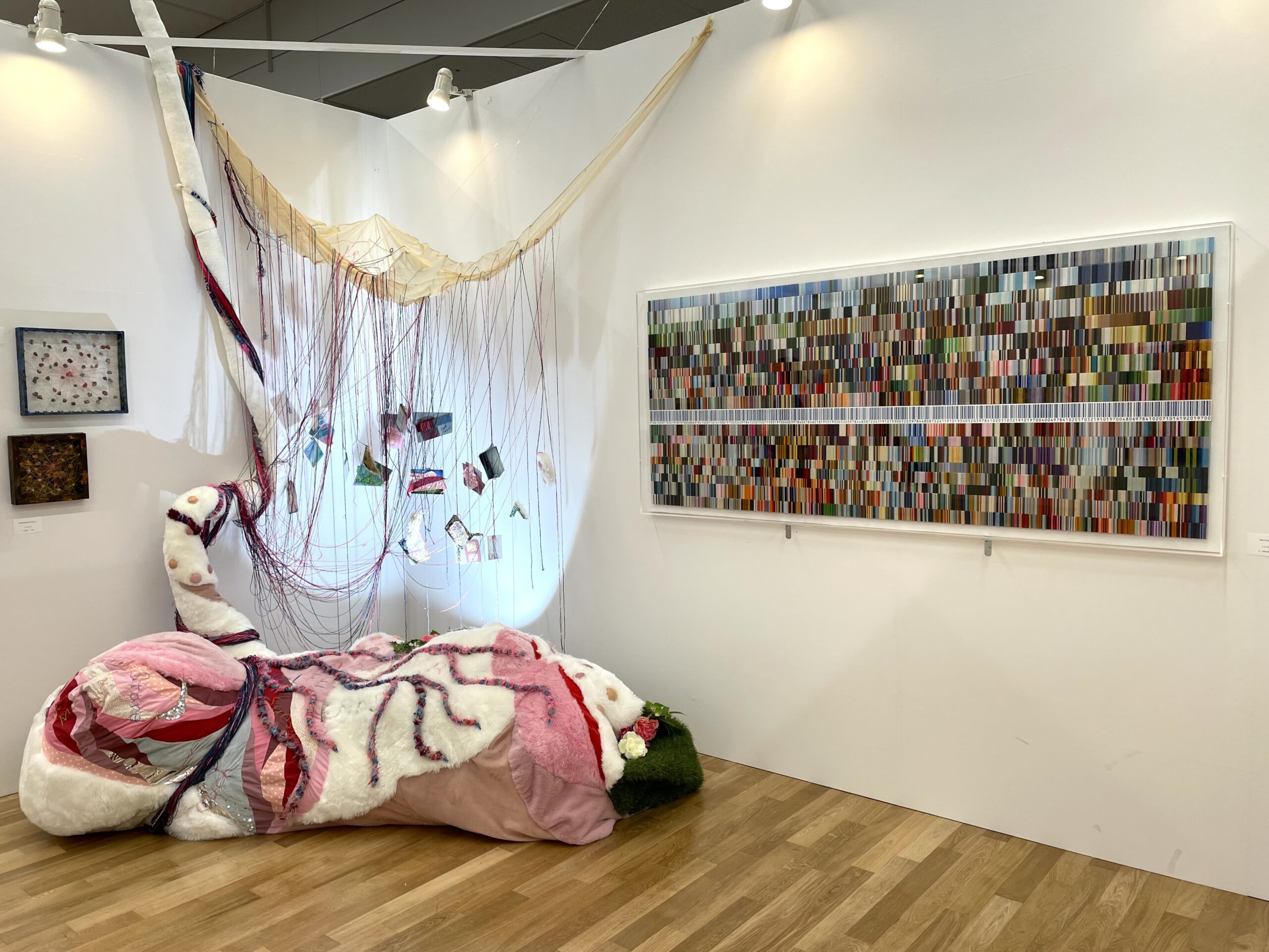Exhibition Views | Contemporary Artist Hidemi Shimura